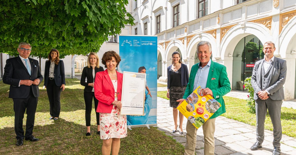 Bildung macht munter: Moosburg wurde prämiert – Marktgemeinde Moosburg