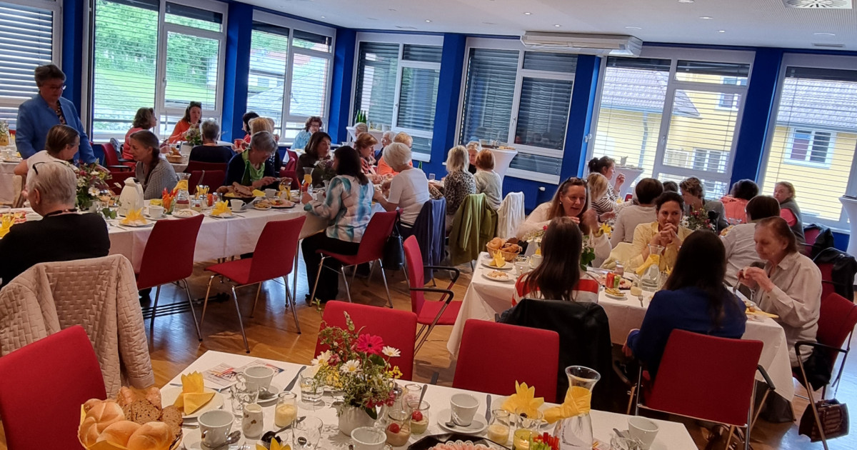 1. Moosburger Frauenfrühstück – ein voller Erfolg – Marktgemeinde Moosburg